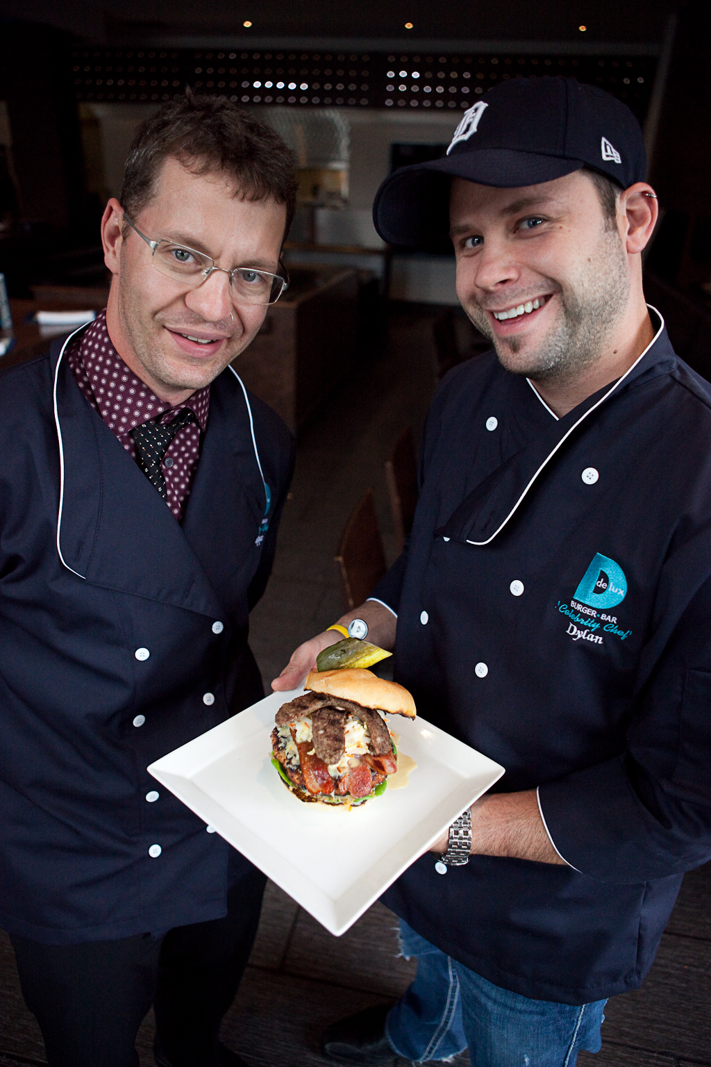 Delux Burger Celebrity Chef - Pepper & Dylan